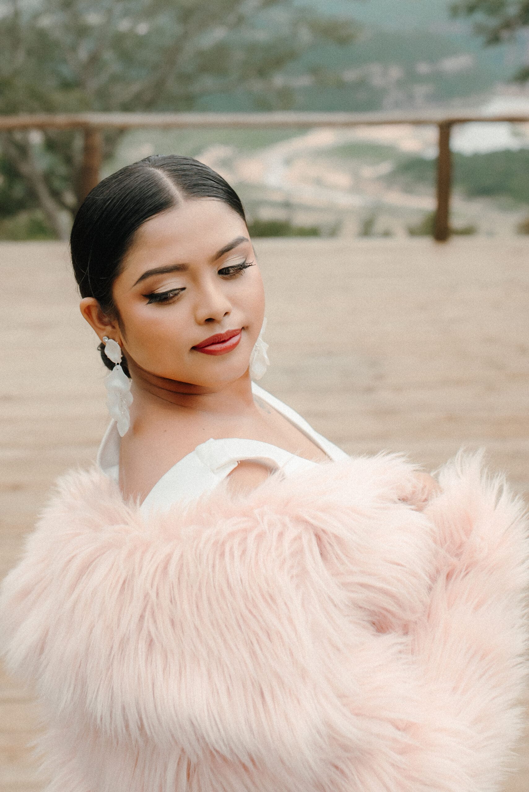 Blush Pro Make-up - Marriage Meander